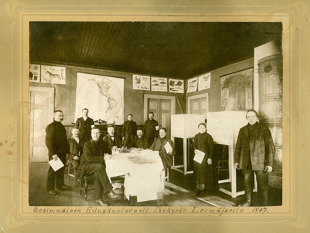 Pohjankyrö - lehti | Historiallinen valokuva Suomen ensimmäisestä ...